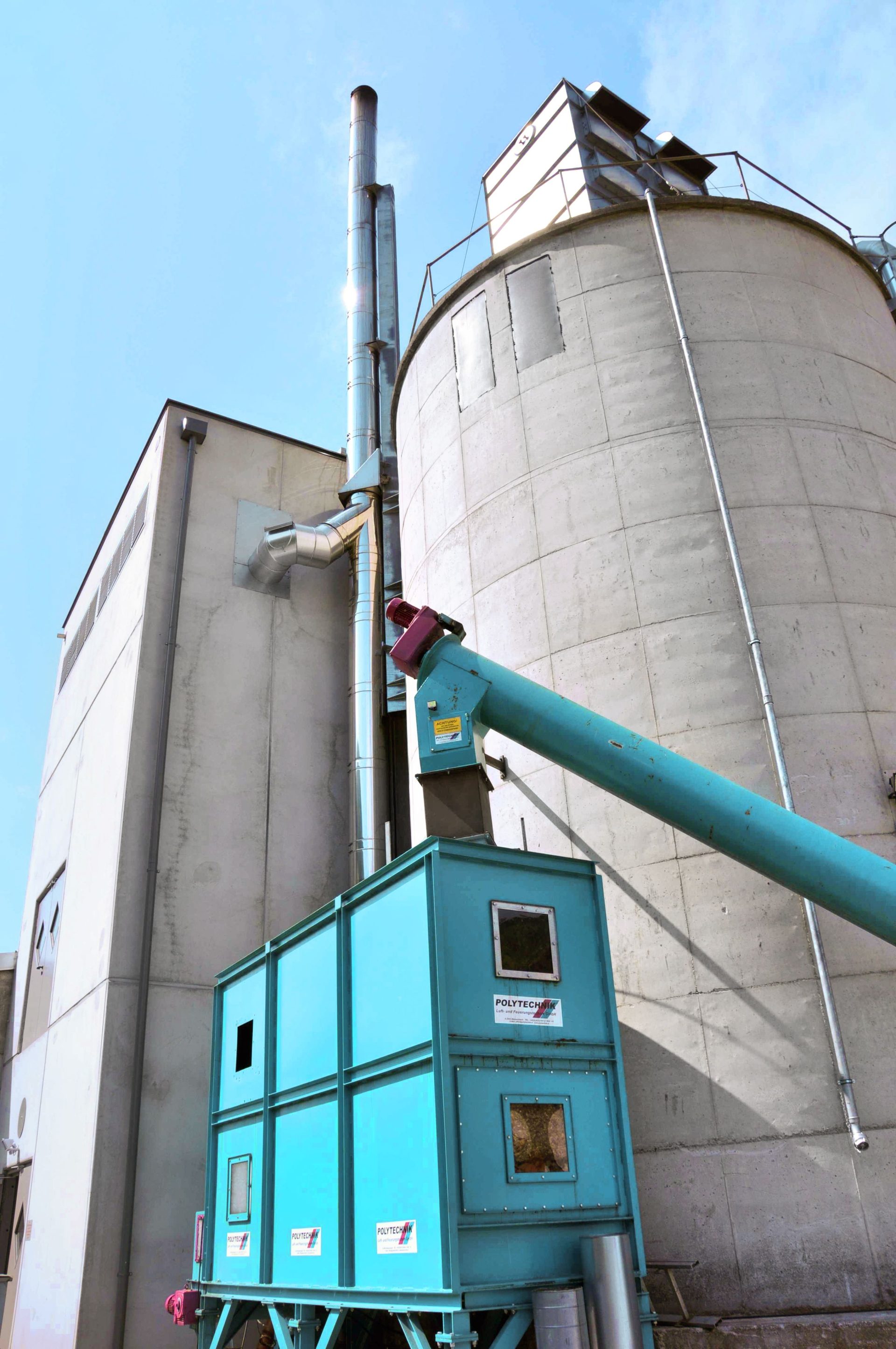 About us - Polytechnik